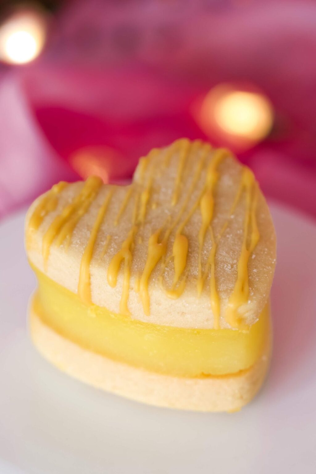 Vegan Lemon Curd Shortbread