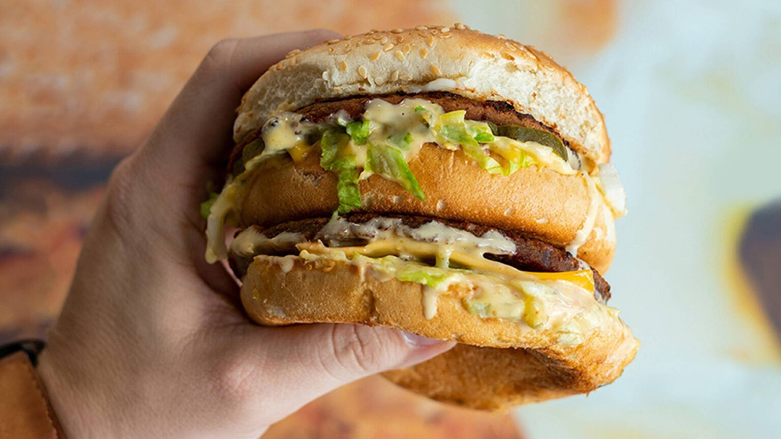 WORLD'S FIRST: Vegan Fast-Food Chain Globally Local To Go Public ...