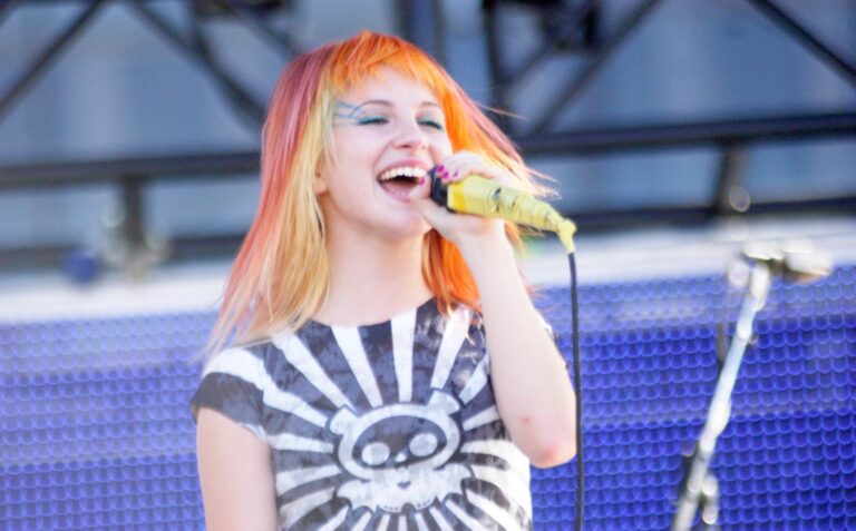 Paramore To Donate Profits From Tour To Vegan Charity, Support + Feed