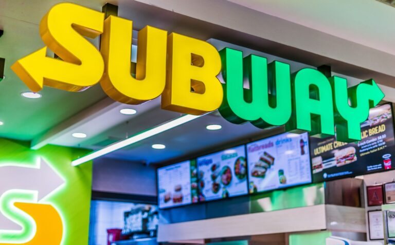 How To Eat Vegan At Subway: All The Plant-Based Options