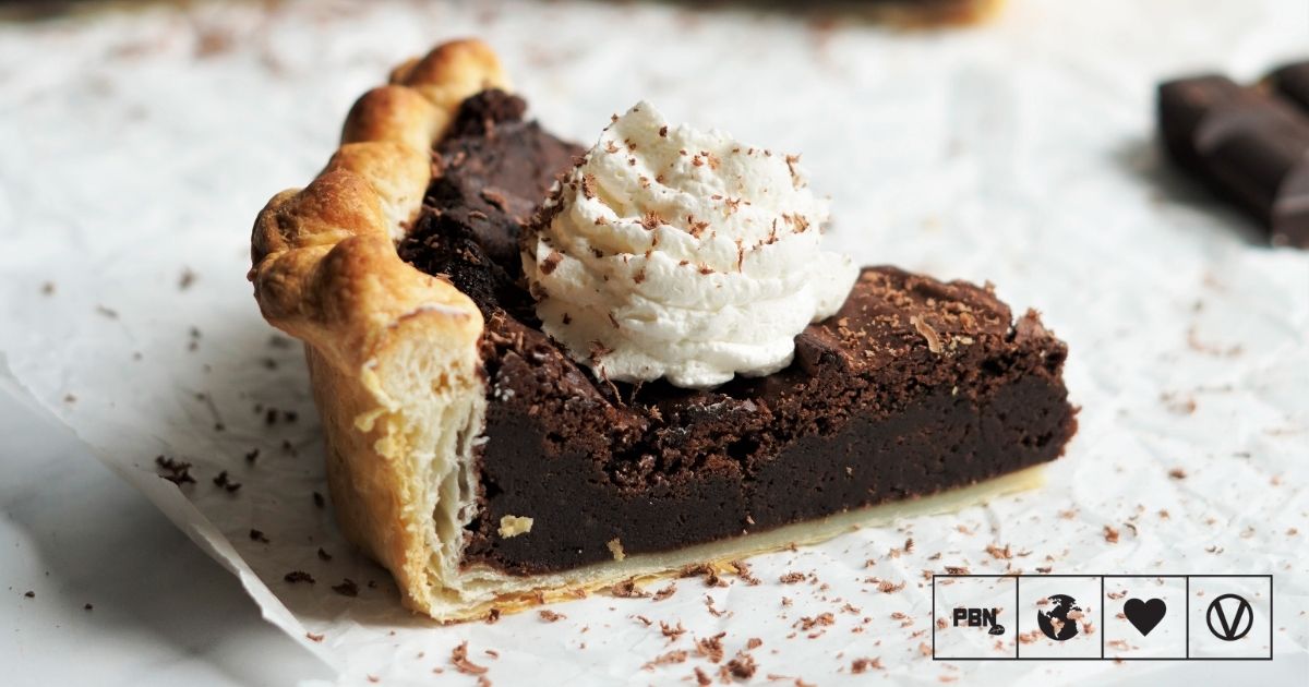 This Vegan Chocolate Pie Is Unbelievably Easy To Make