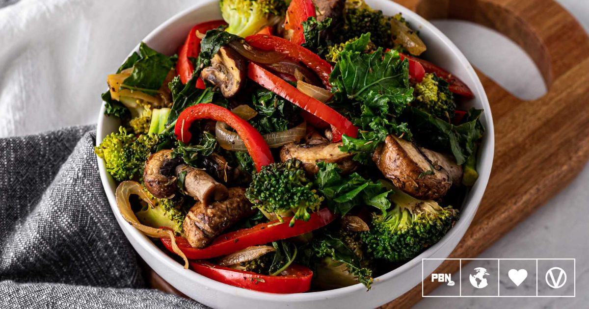 How To Make These Oil-Free Sautéed Vegetables