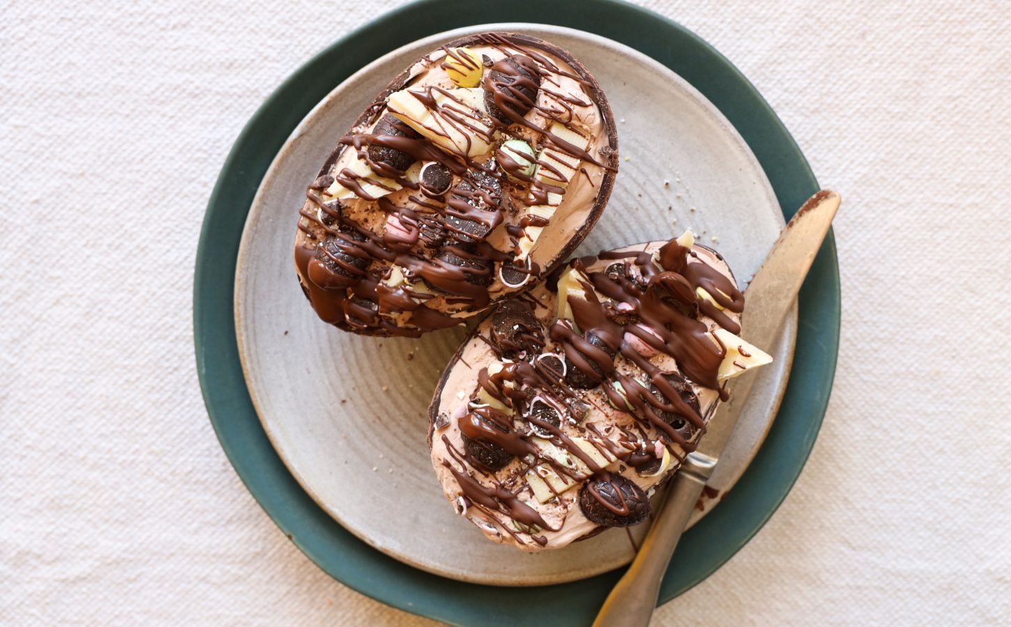 This Easter Egg Cheesecake Is 100% Vegan