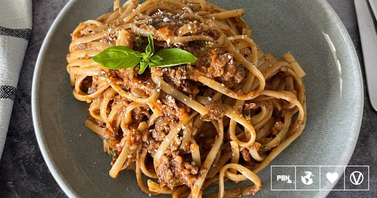 Try This Easy Mushroom And Walnut Ragu