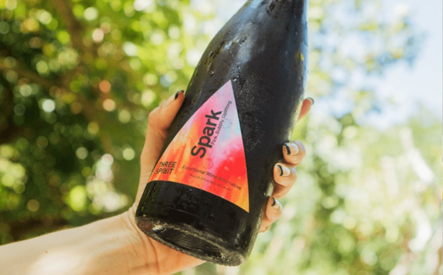 What is Sparkling Tea? The Wellness Drink Popular With Gen Z