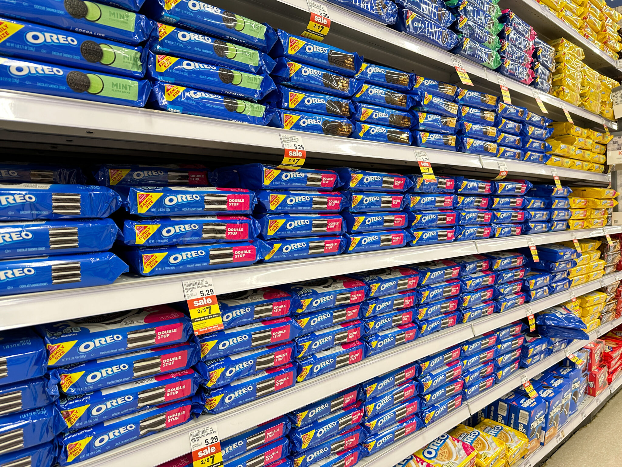 Oreo Collaborates With Selena Gomez For New Cookie Flavor