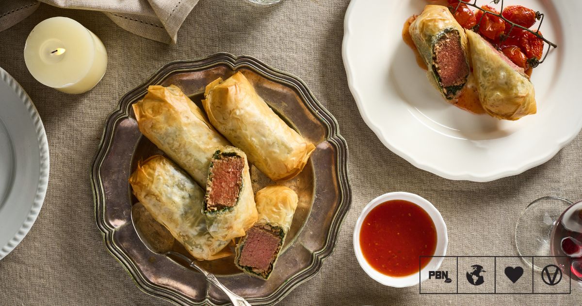 Mini Flank Steak Wellingtons With Tomato And Chili Chutney